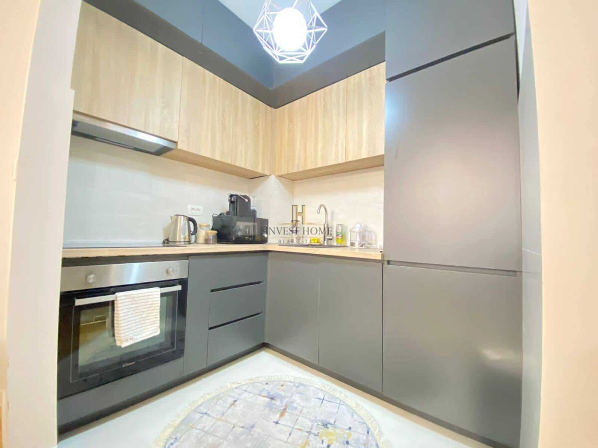 One-bedroom apartment, Central Point, 44m2